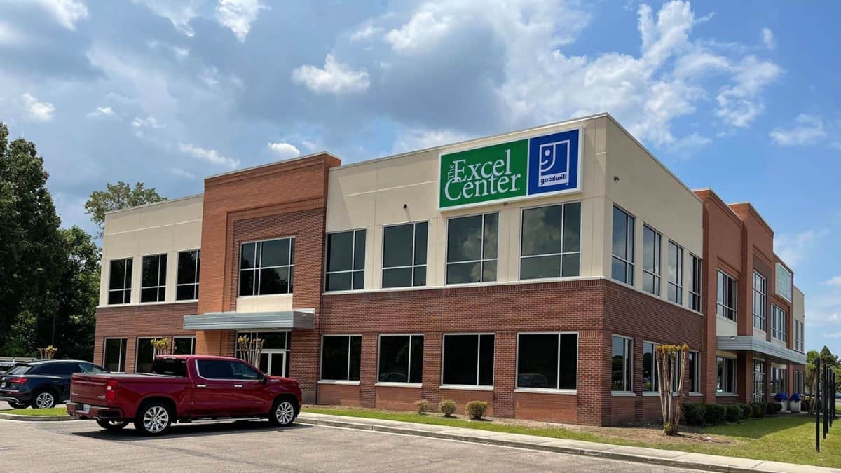 Goodwill inaugura nueva ubicación de escuela para adultos, The Excel ...