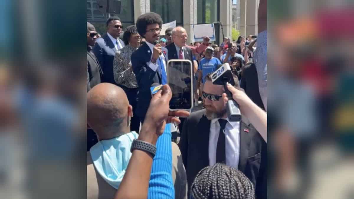 ¿Qué sigue para Justin J. Pearson después de recuperar el asiento en la ...